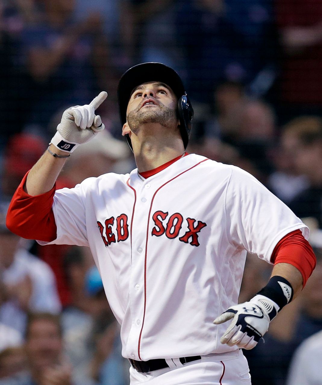 Martinez hits MLB-best 25th HR as Red Sox beat Angels 9-6