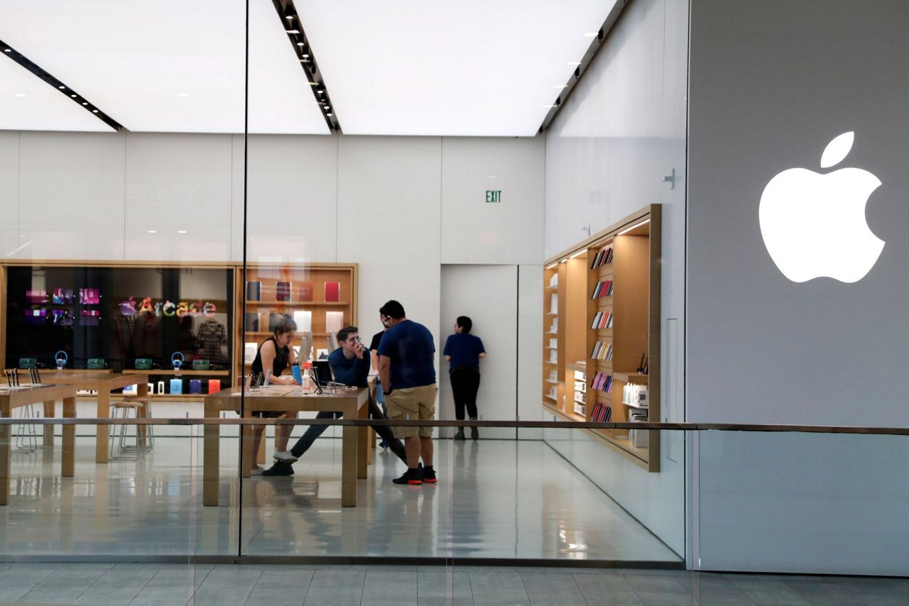 Apple temporarily closing 11 stores because of health risks