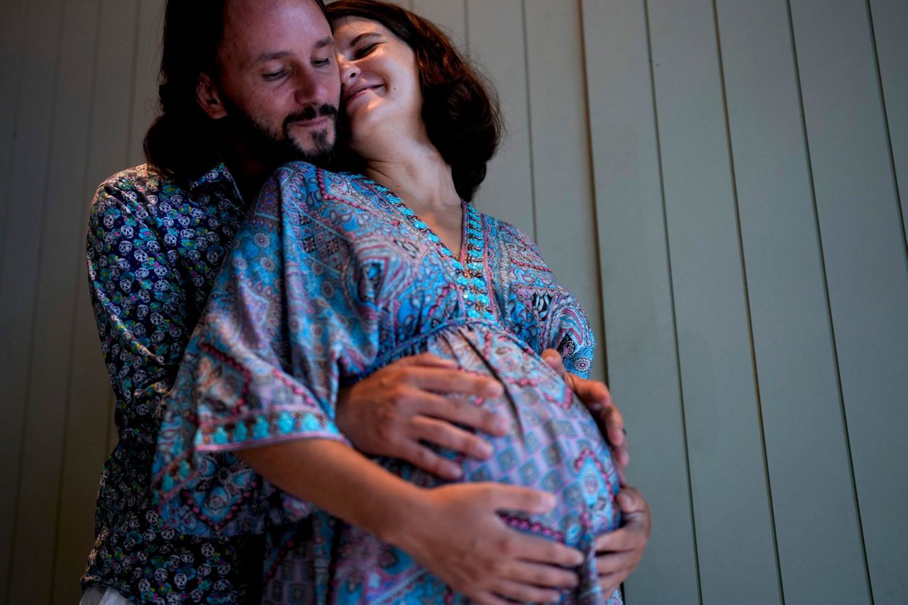 Pregnant Russians flock to Argentina seeking new passports