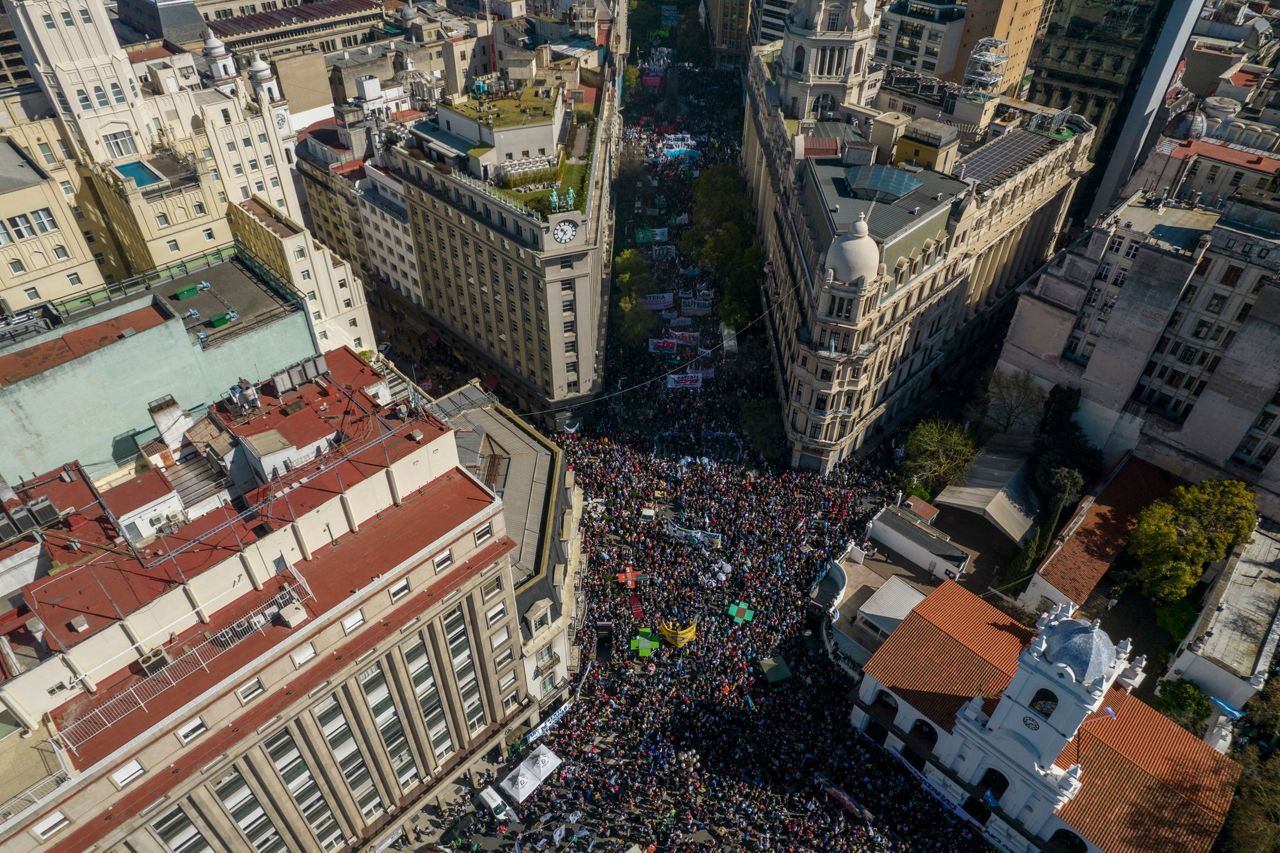 Argentina Attempt To Kill Vp Fails When Handgun Misfires