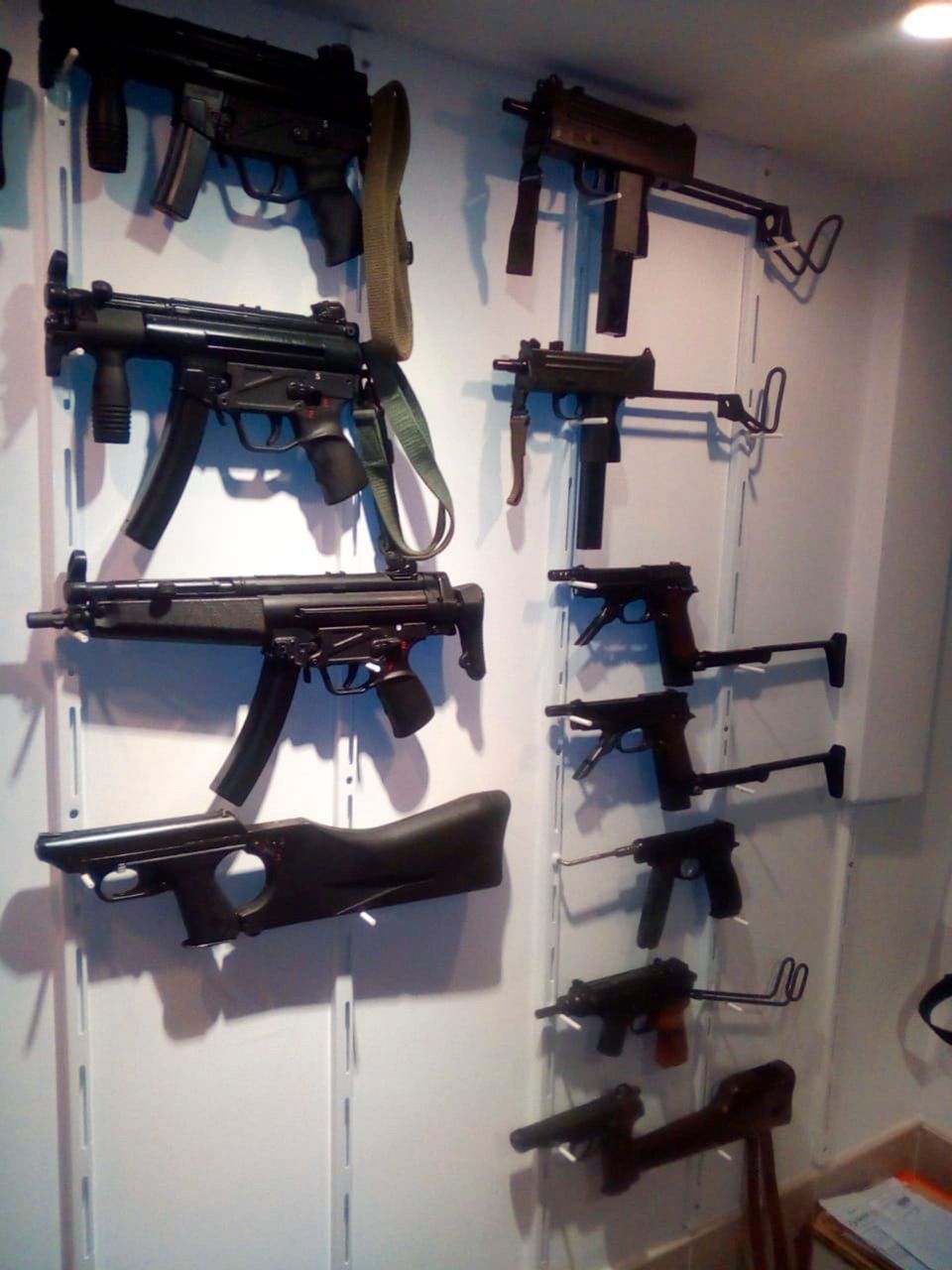Argentina announces large seizure of weapons