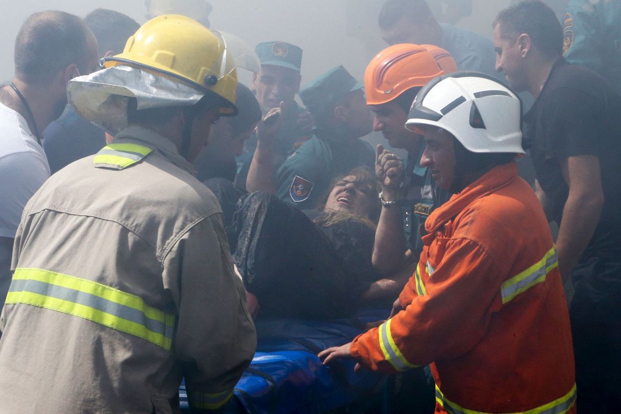 Strong explosion hits market in Armenia's capital