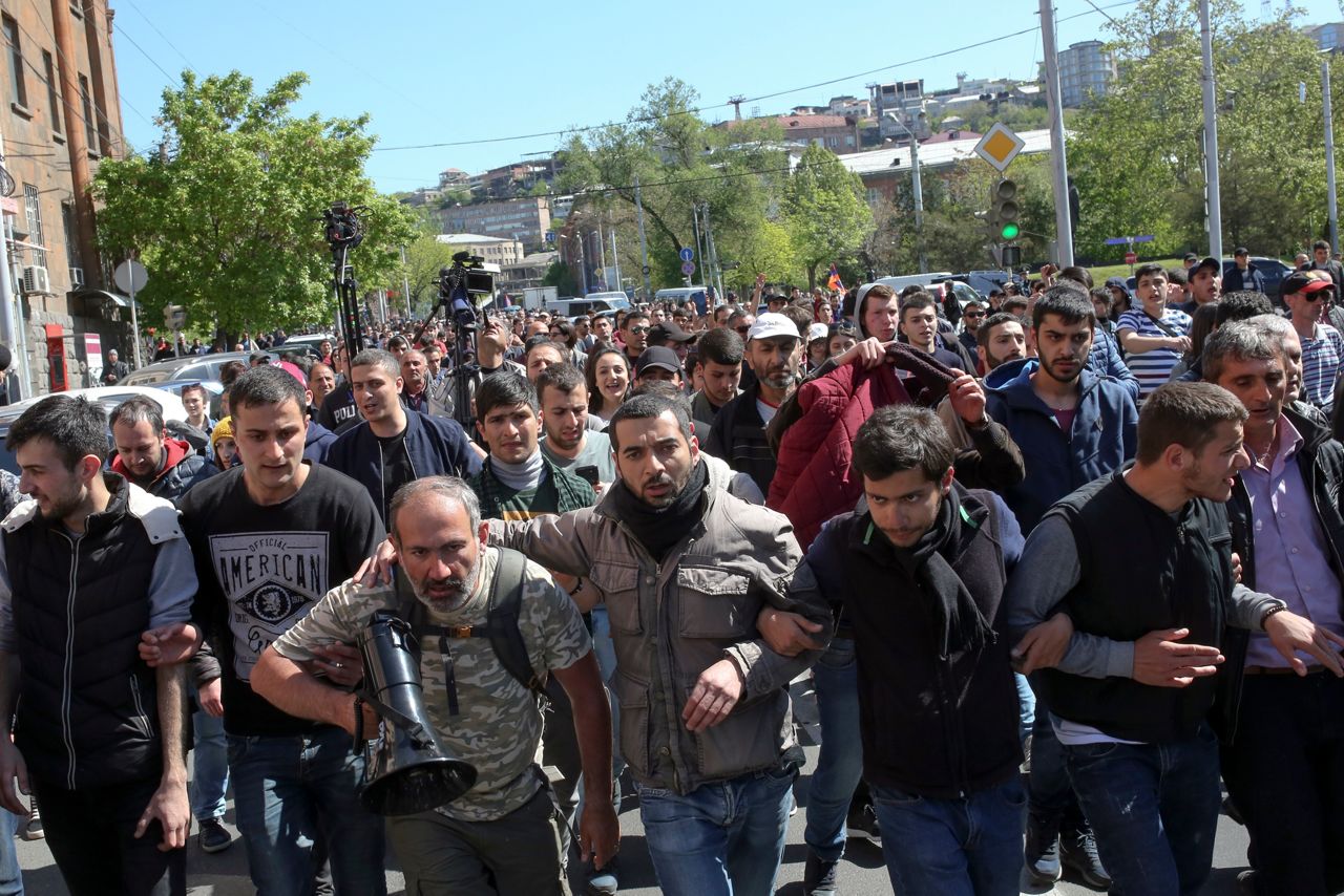 Thousands of opposition supporters rally in Armenian capital