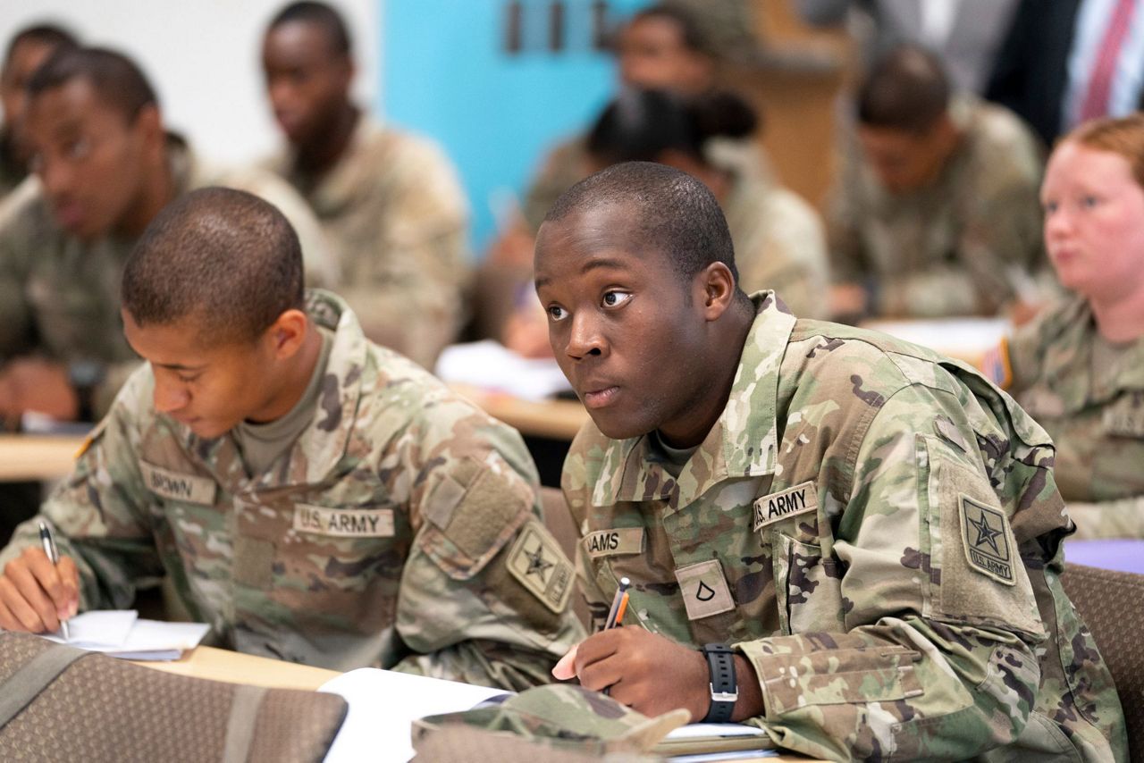 Army program gives poor-performing recruits a second chance
