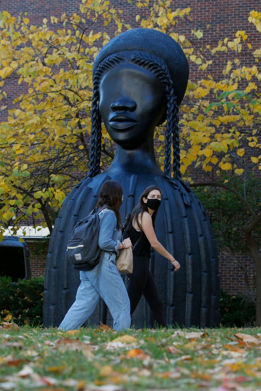 Massive Simone Leigh sculpture now greets Penn students
