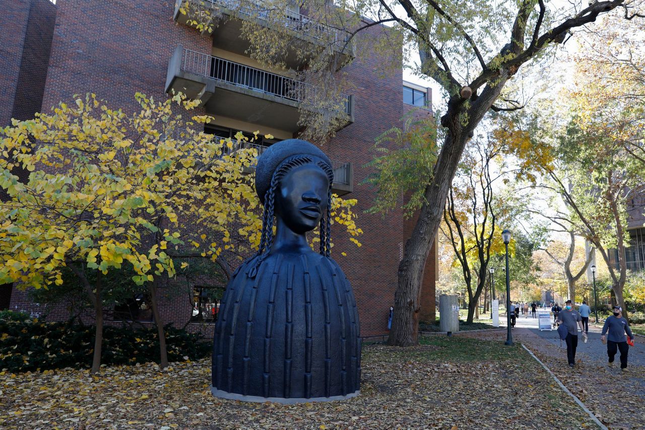 Massive Simone Leigh sculpture now greets Penn students