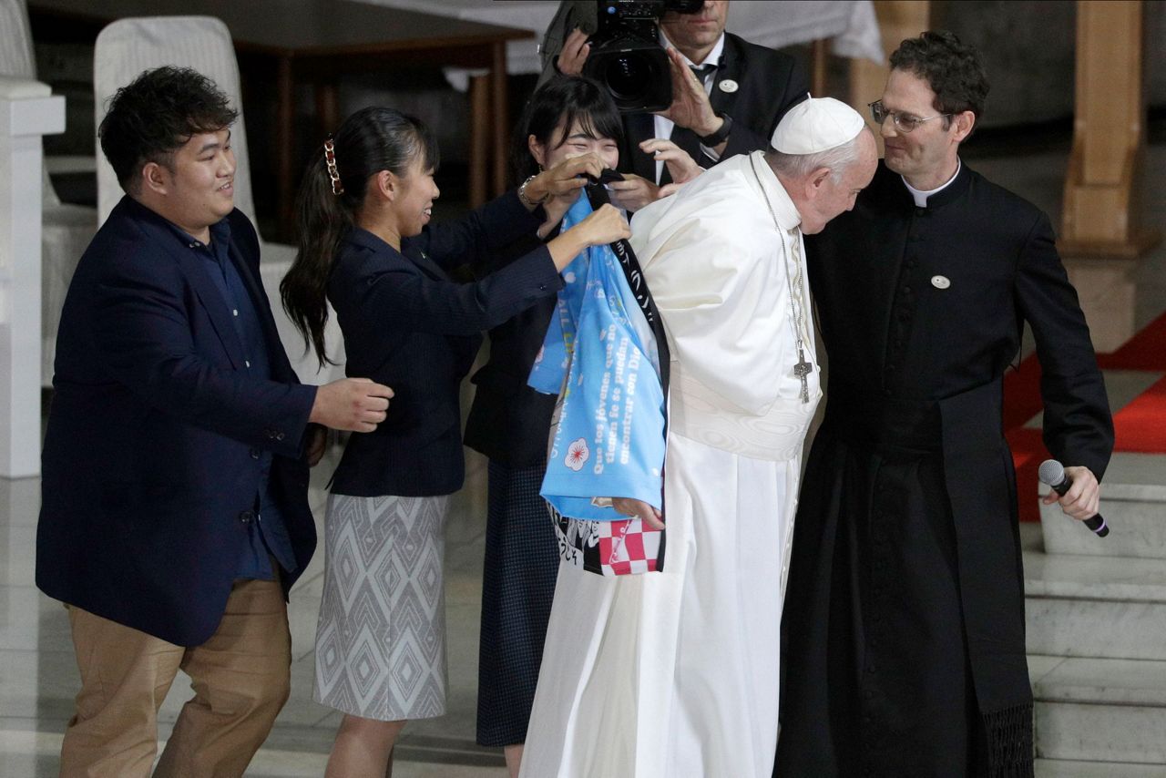 Pope in Japan says world must rethink reliance on nuke power