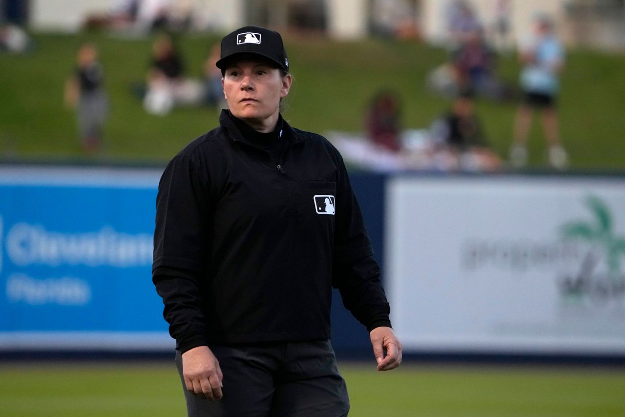 Jen Pawol becomes the first woman to umpire a spring training game ...
