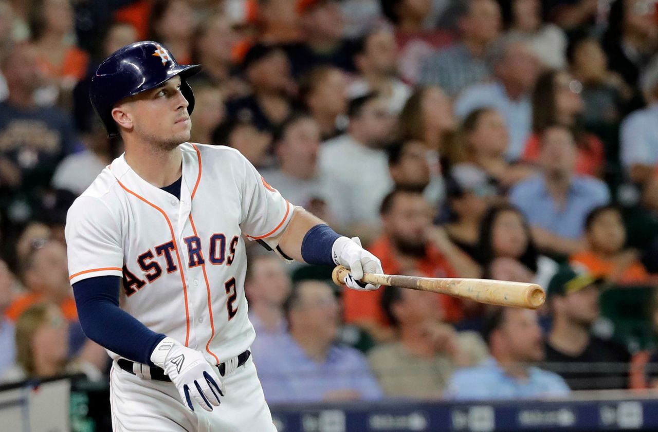 Astros beat A's 6-5 on bizarre play in 11th inning