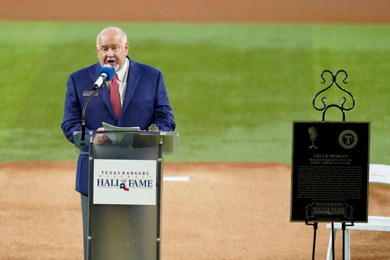 Beltre going into Rangers Hall of Fame with PA man Morgan