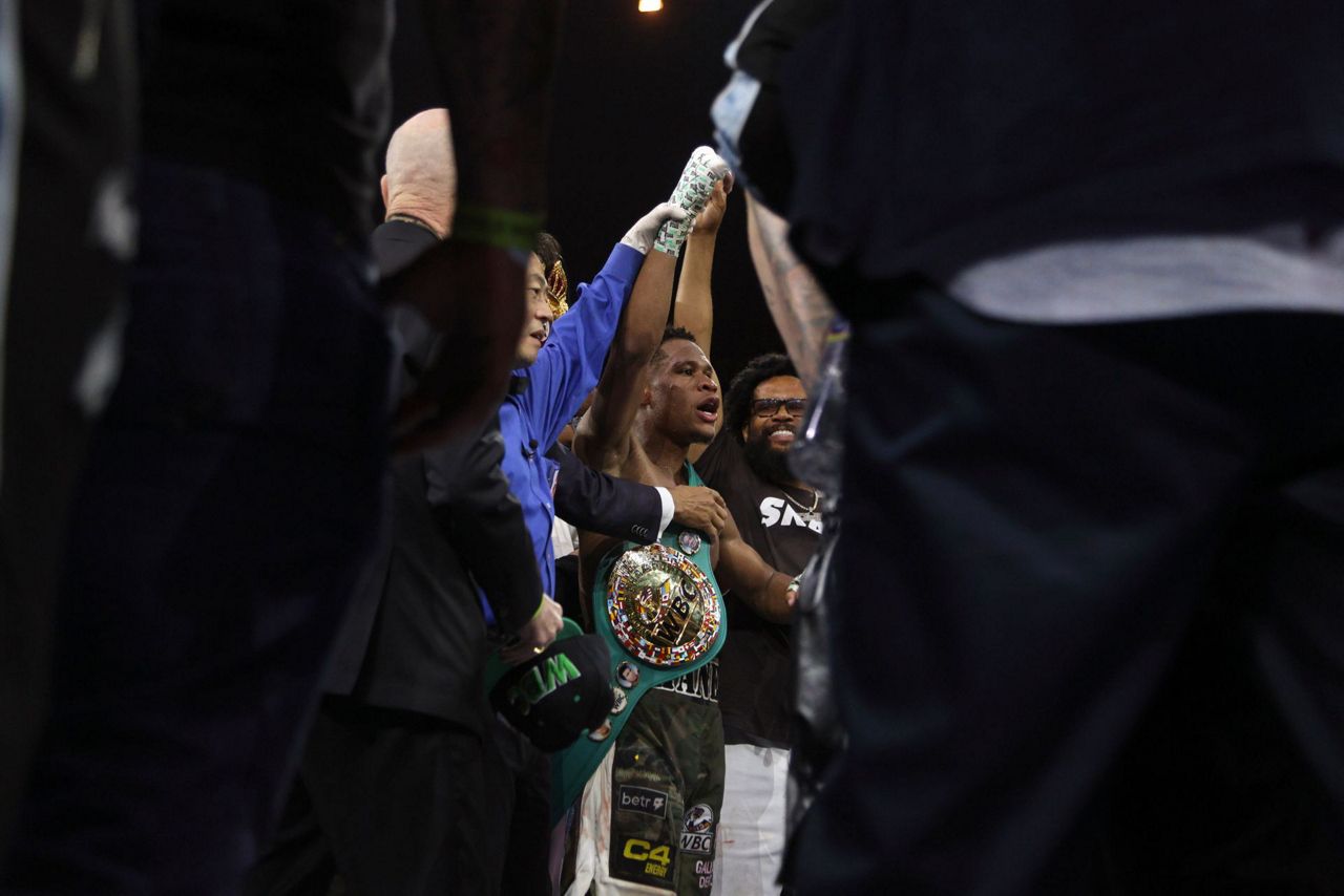 Devin Haney beats Kambosos to keep 4 world lightweight belts