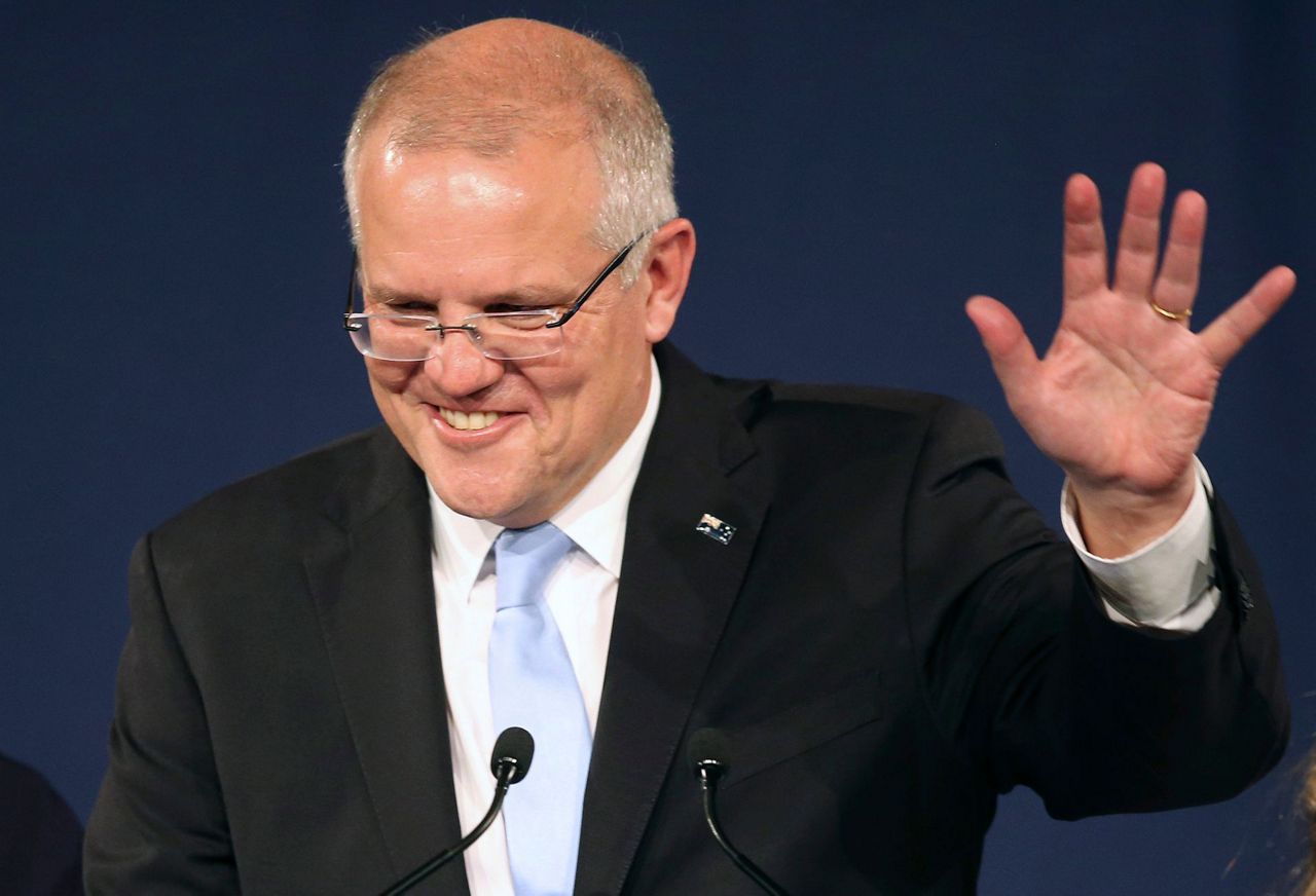 Australia's prime minister set to form majority government