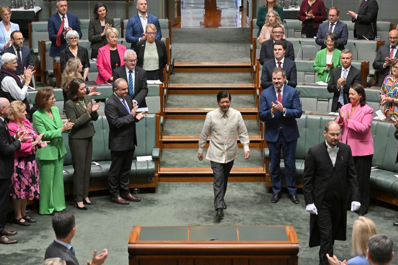 Philippine president tells Australia their strategic partnership is ...