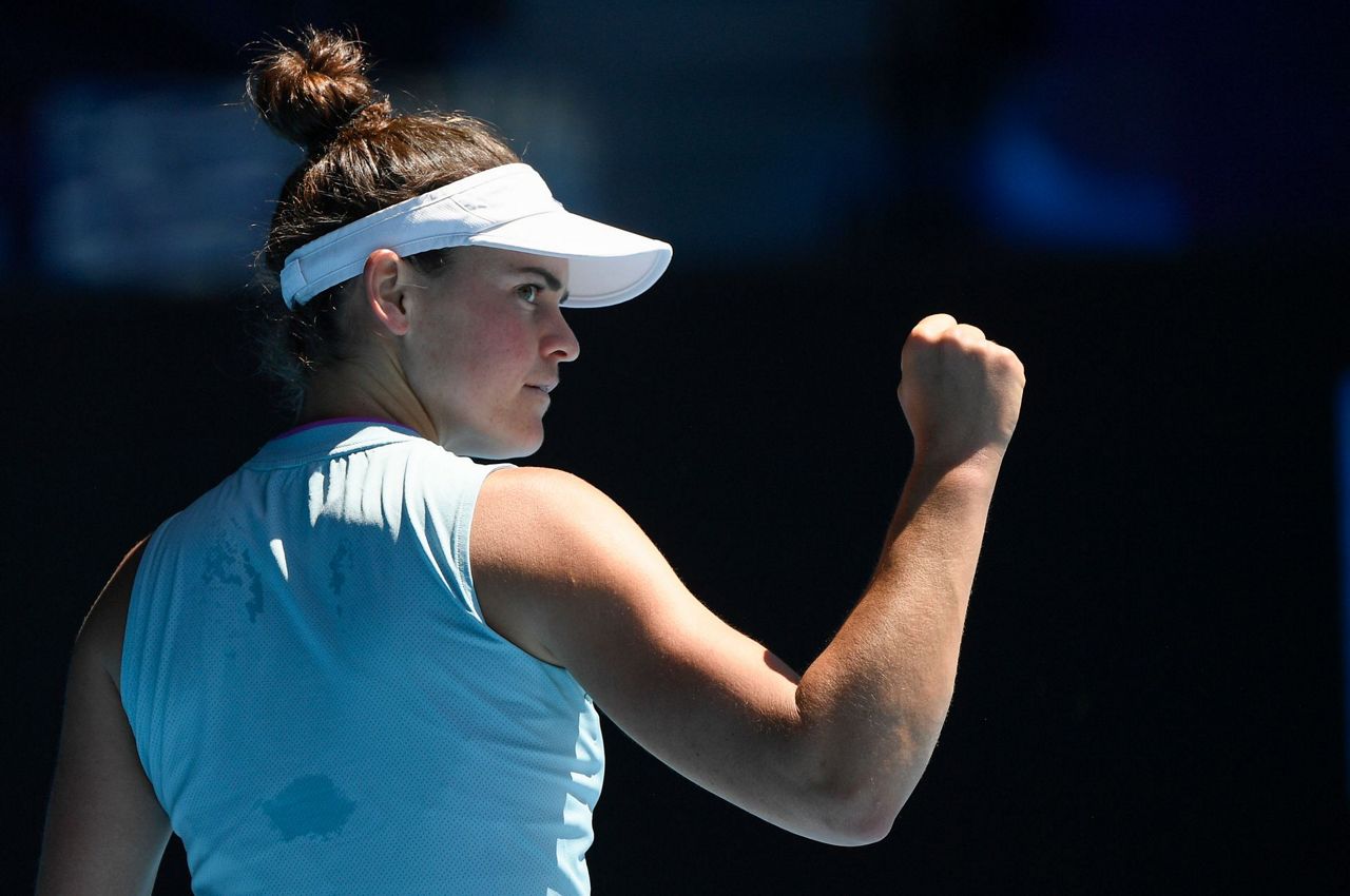 Daughter of Bills, Sabres owners into 1st Slam quarterfinal