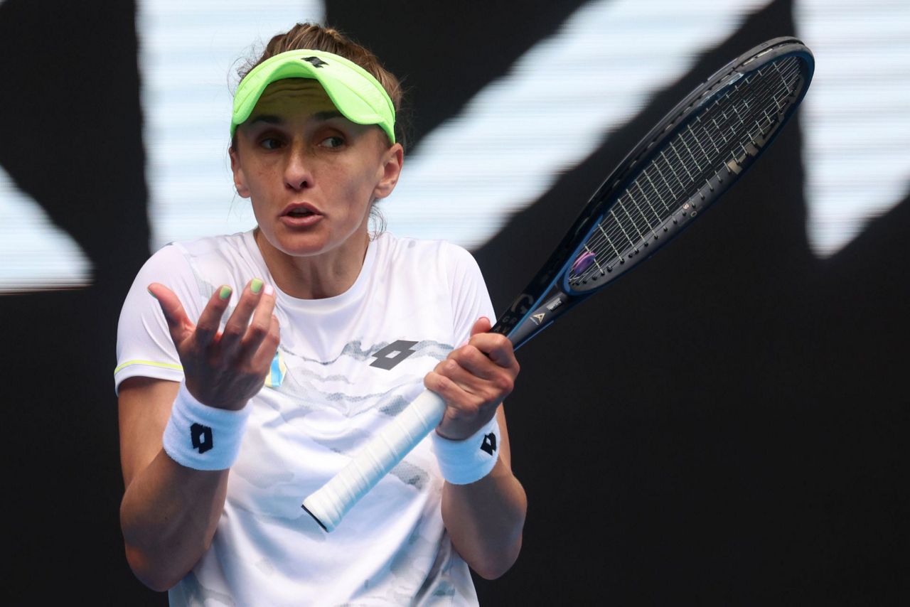 Without handshakes, Ukrainian players trying to keep message alive at ...