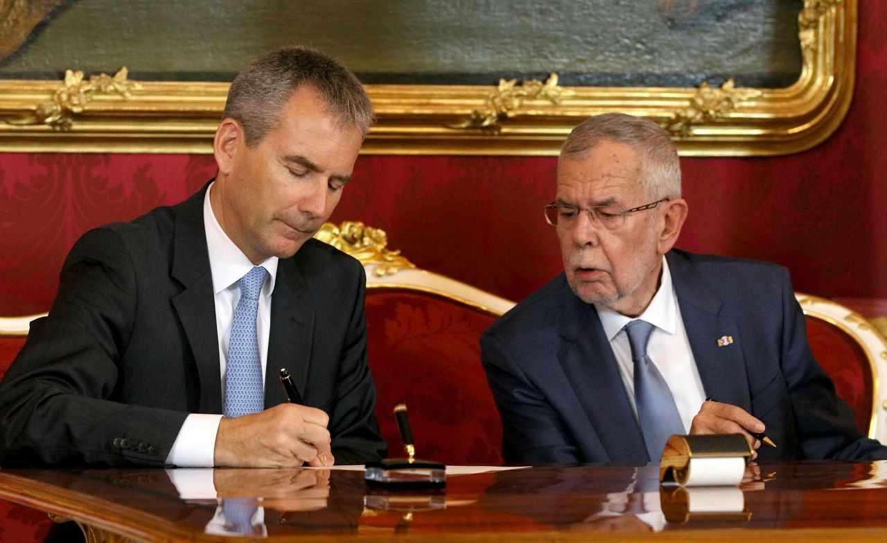 Austrian president formally dismisses Kurz's government