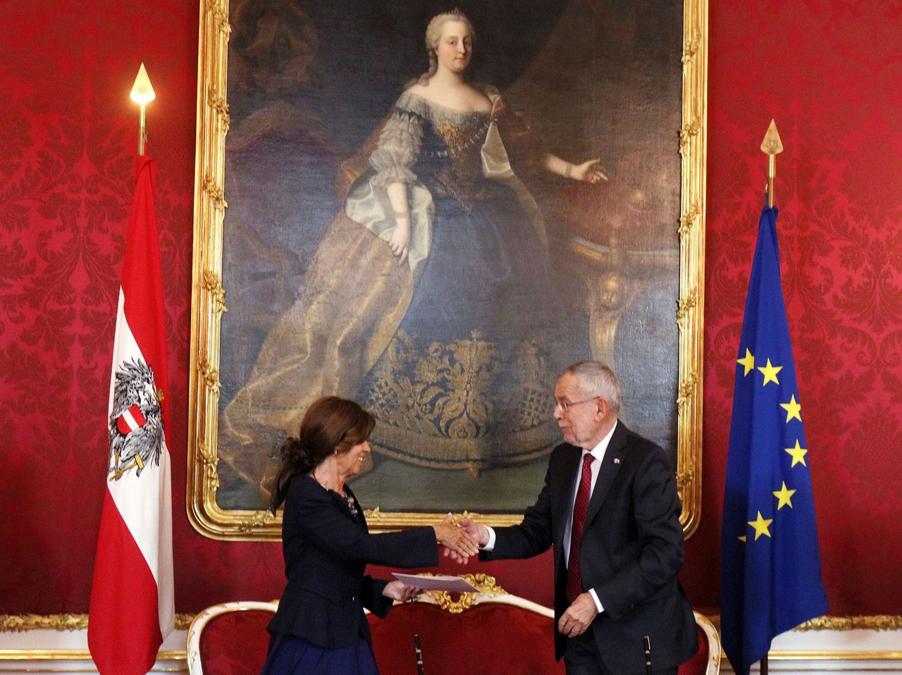 New Austrian chancellor sworn in with interim government
