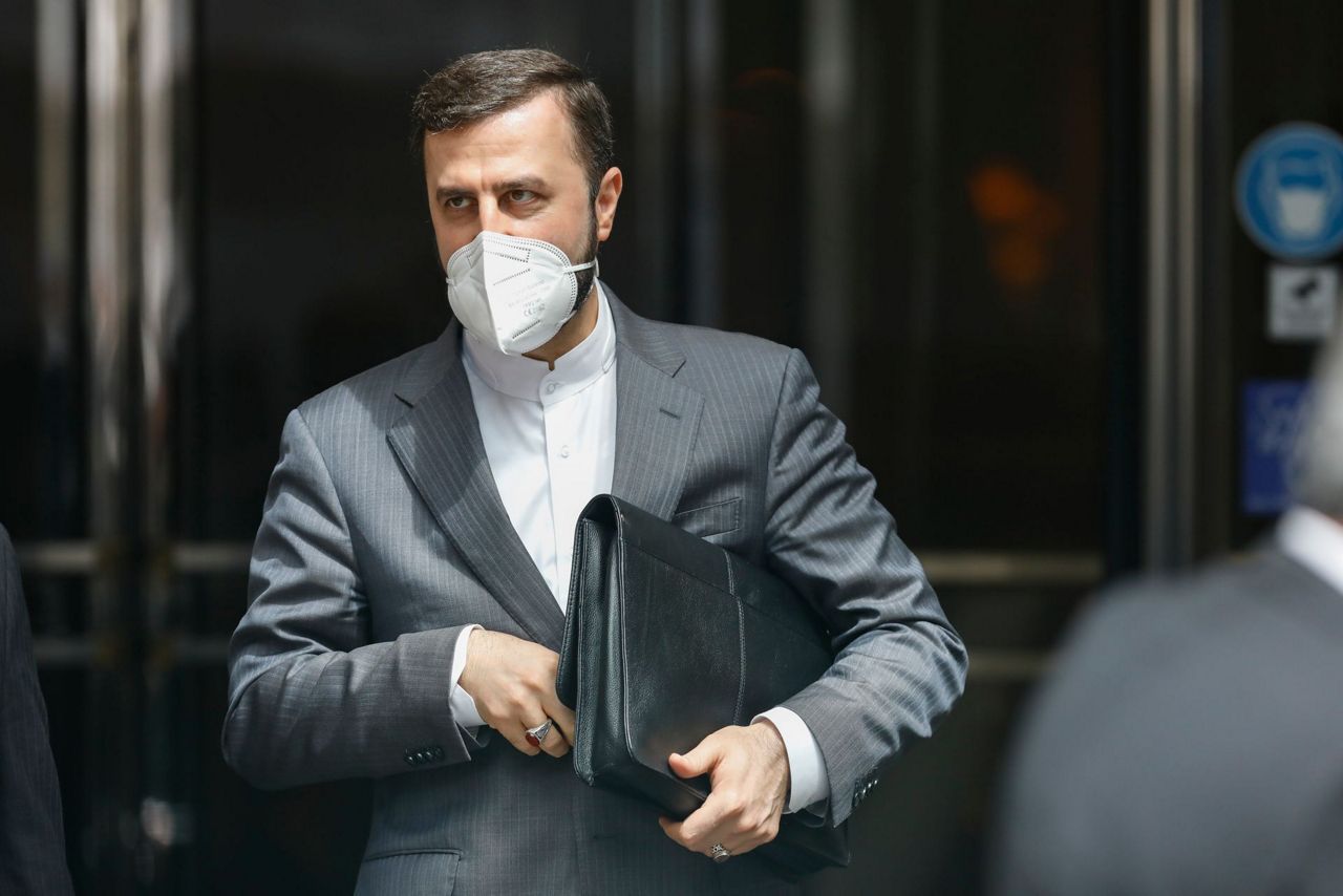 High-level talks resume on returning US to Iran nuclear deal