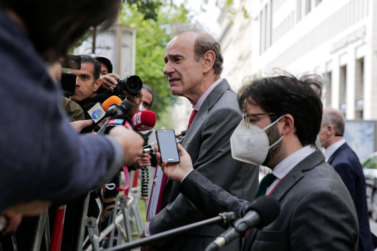 Iran talks resume amid growing hopes of a resolution