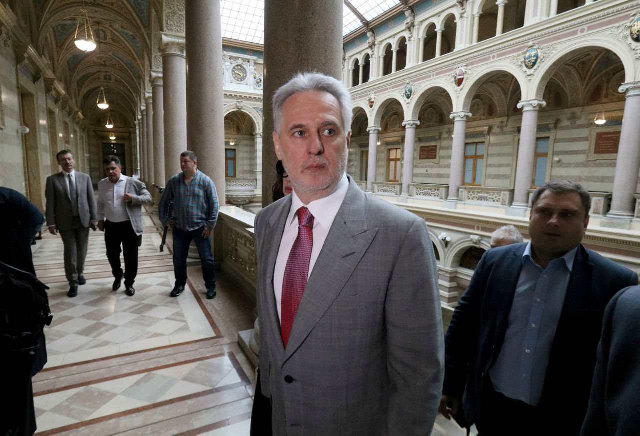 Top Austrian court says Ukrainian oligarch can be sent to US
