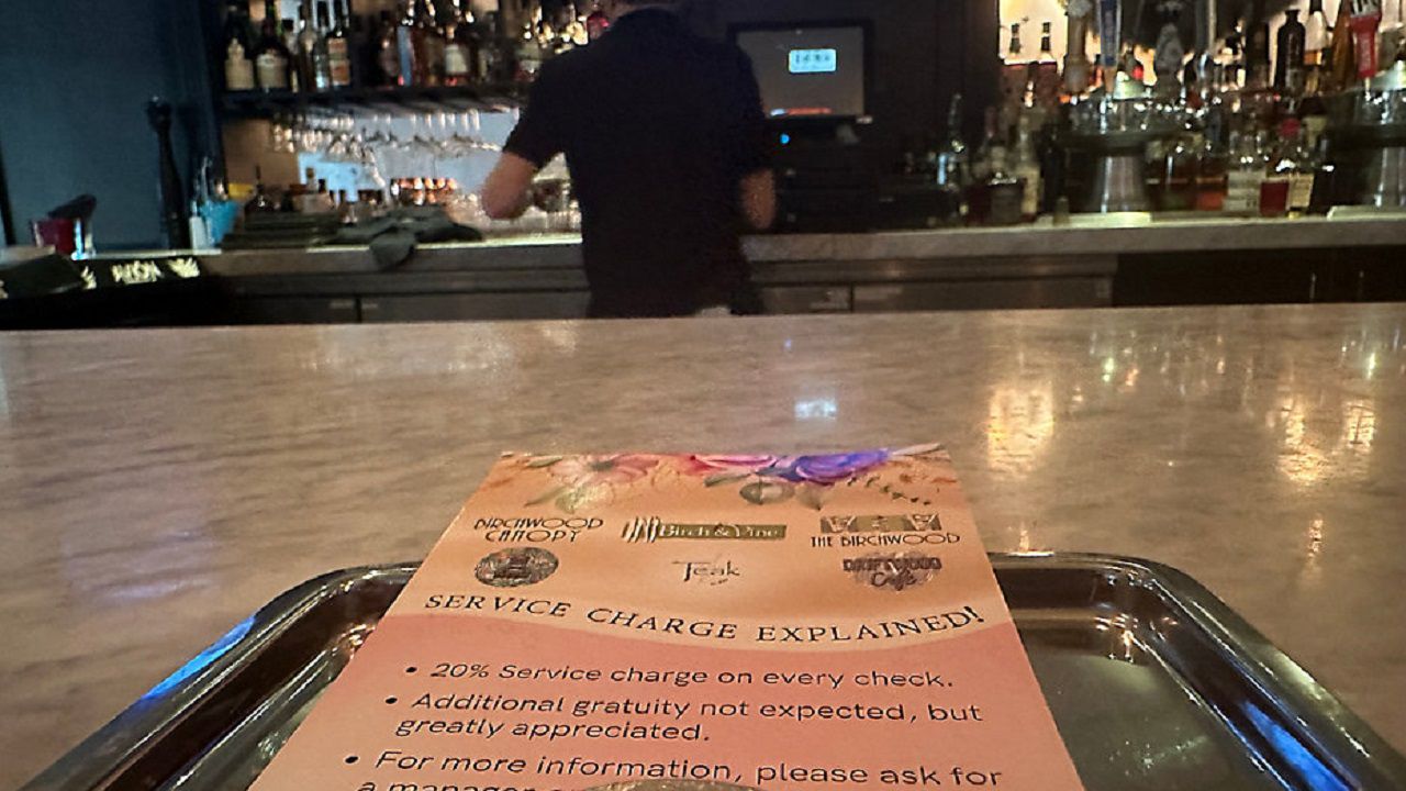 3 St. Pete restaurants add 20% service fee in lieu of tips