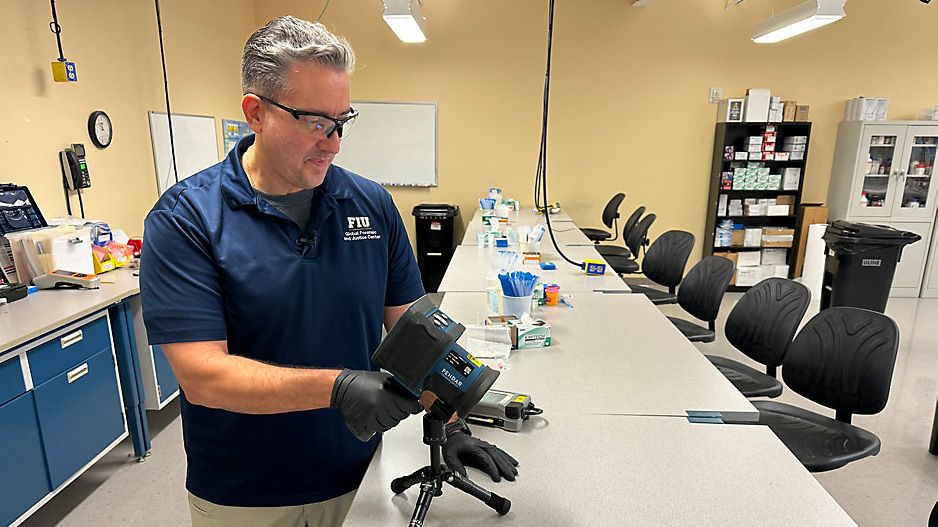 FIU program trains officers to use laser drug detector