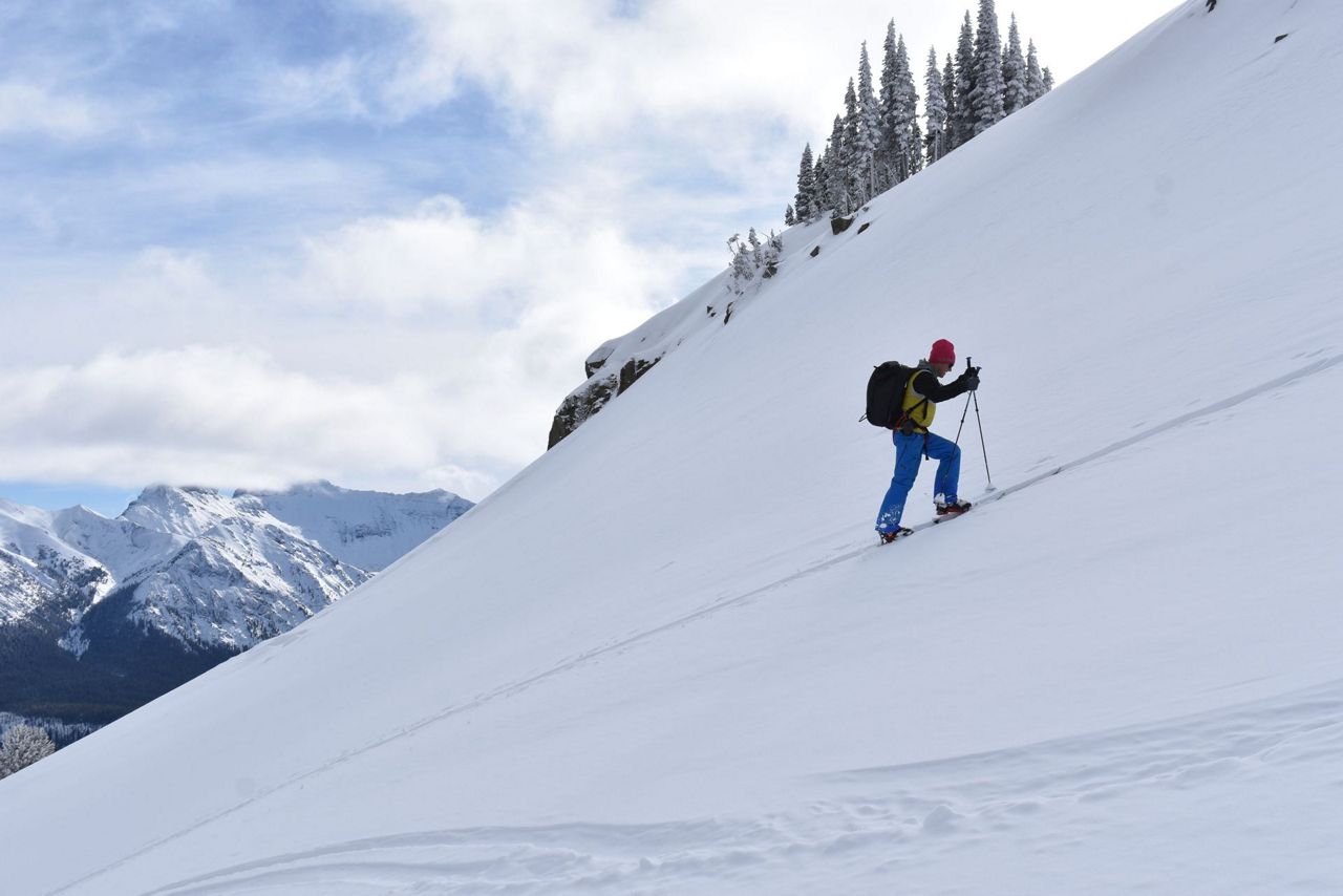 Avalanche forecasters try to curb deaths as skiers and snowmobilers ...