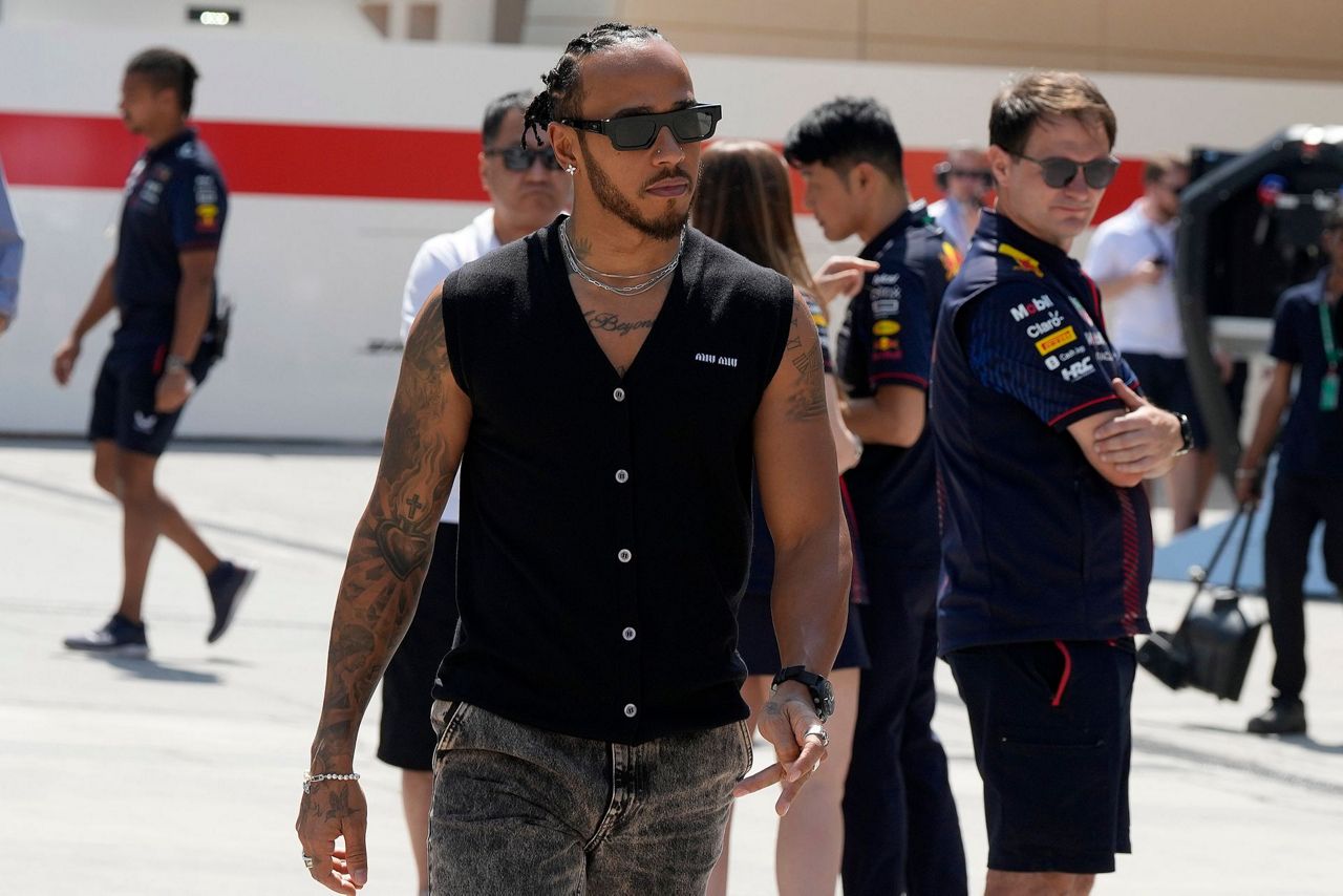 Hamilton cleared to race in Bahrain after jewelry inspection