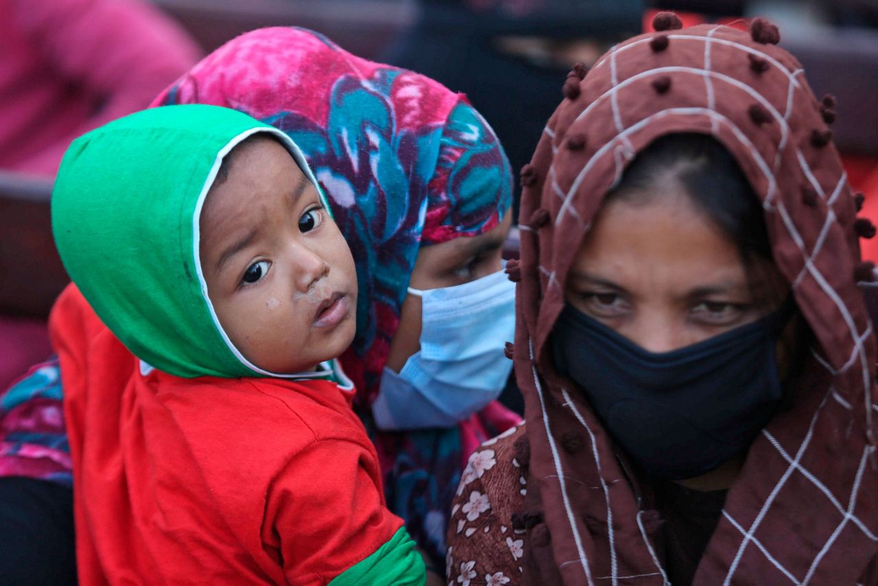 Bangladesh navy ships take 1,700 Rohingya to isolated island