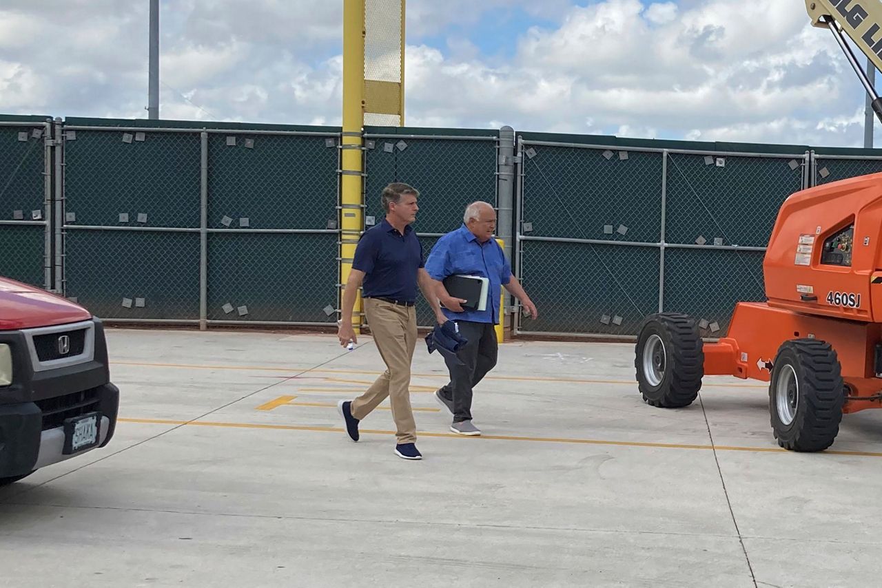 MLB, locked-out players meet for 5th straight day