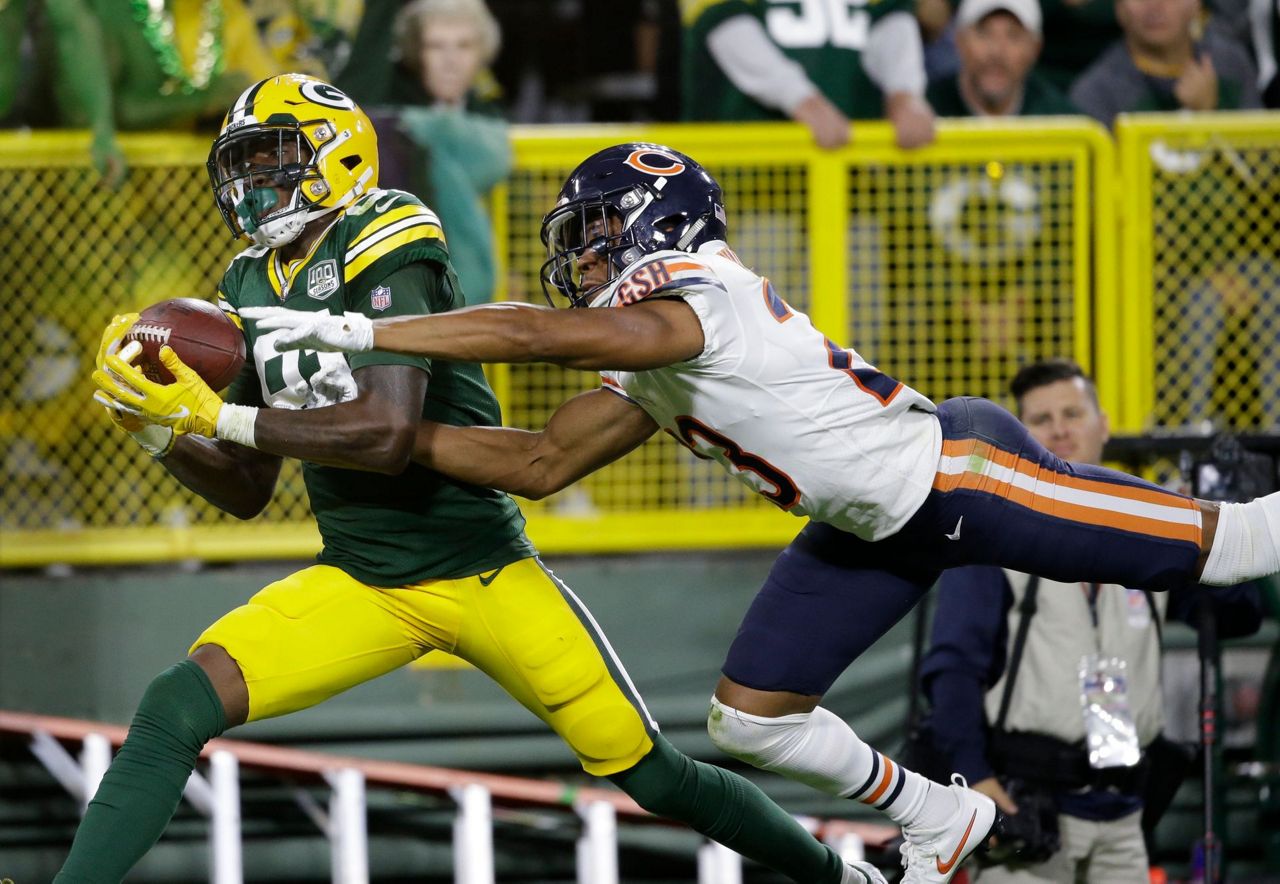 Rodgers returns from injury, Packers beat Bears 24-23