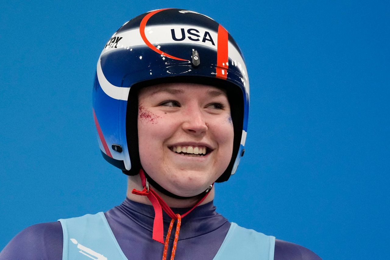 Geisenberger, once again, leads Olympic women's luge event