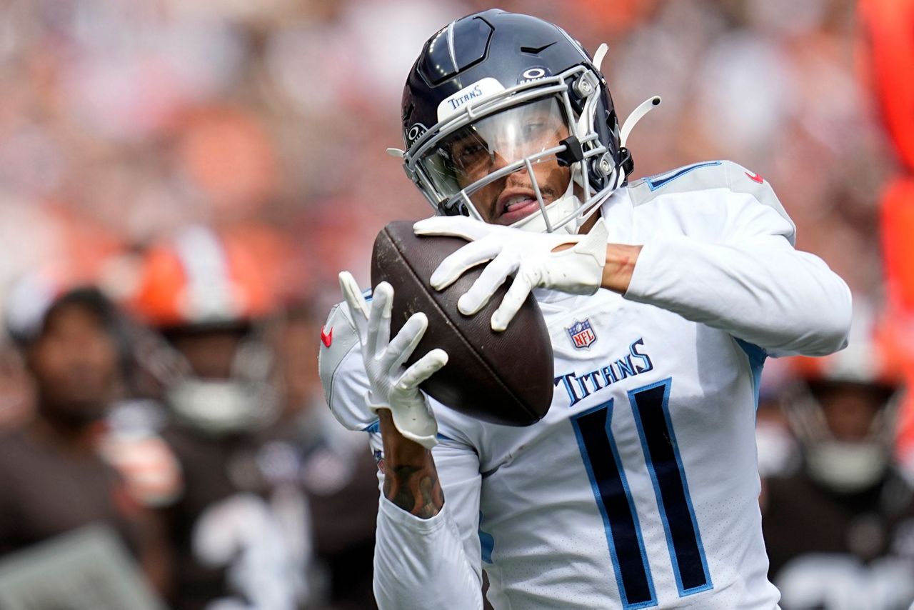 NFL players face pressure as never before, in the digital-age surge of ...