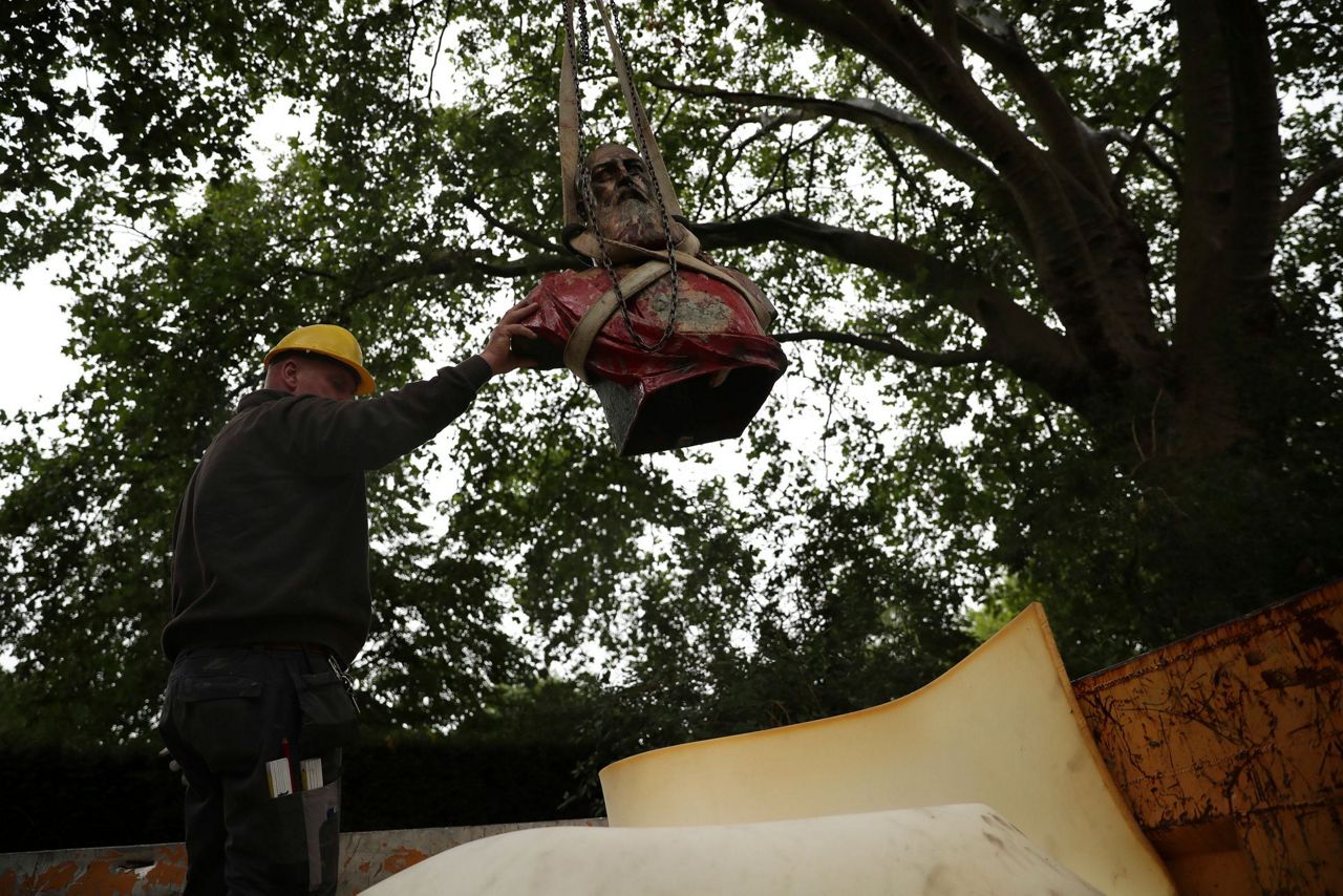 Belgian king expresses regret for violence in colonial rule