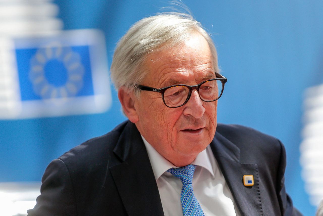 EU leaders set for battle royal over bloc's top jobs
