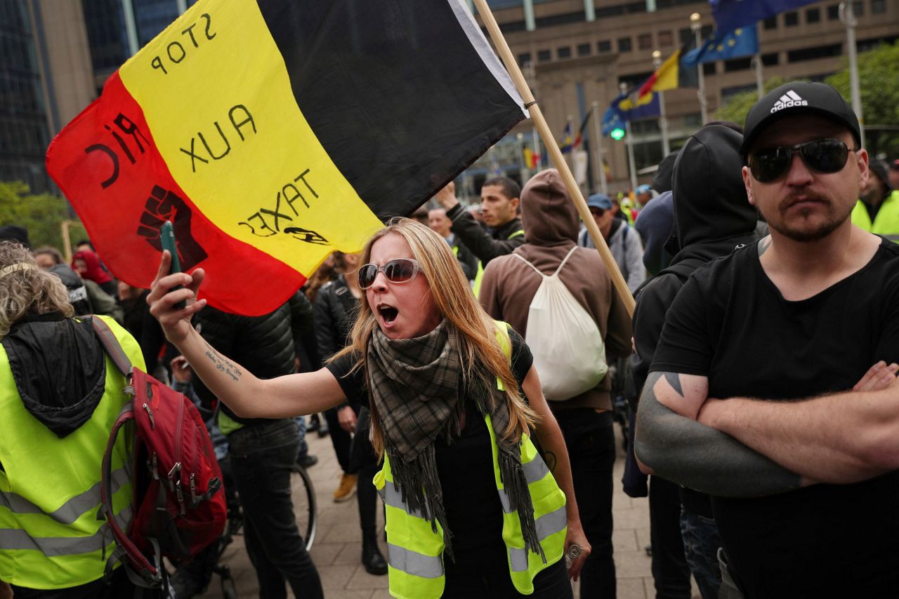 Yellow vest protest in Brussels turns violent