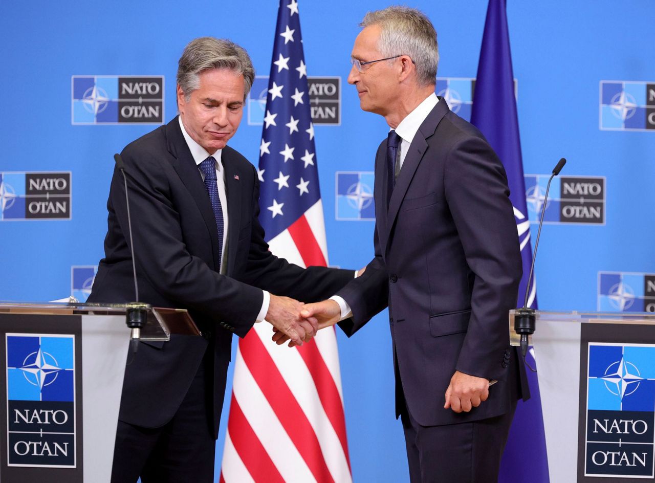 US, NATO note Ukraine army gains but see war dragging on
