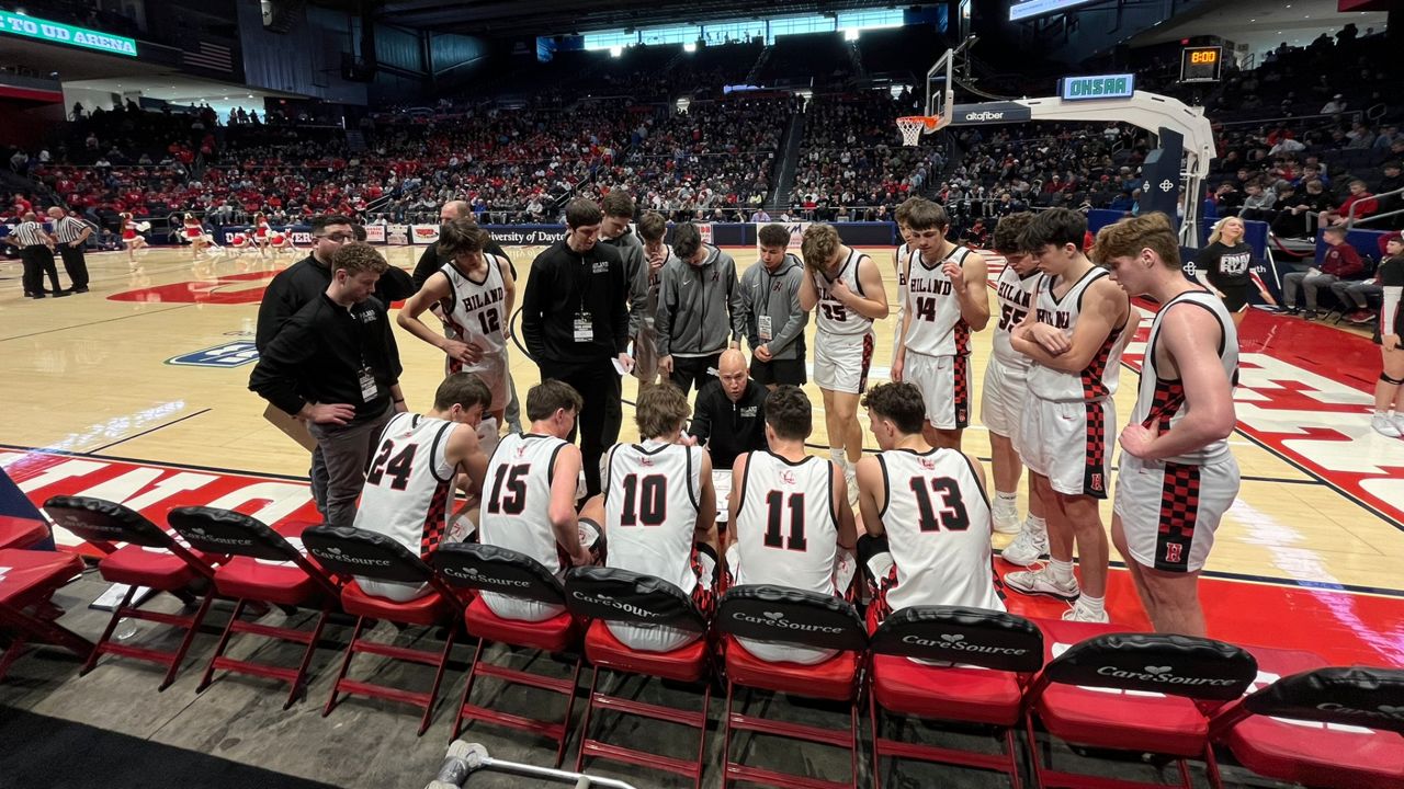 Berlin Hiland beats Lima Central Catholic in state Semifinal