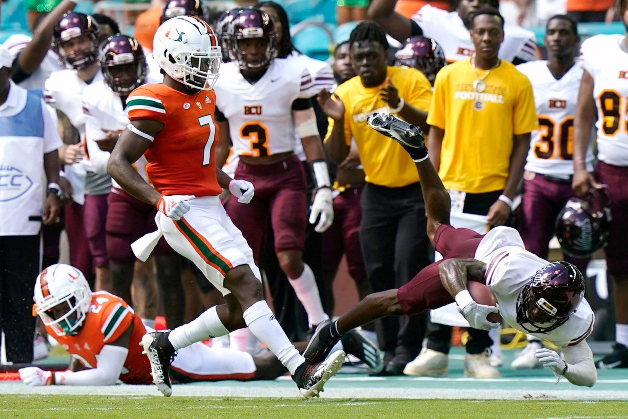 No. 16 Miami routs Bethune-Cookman 70-13 in Cristobal debut