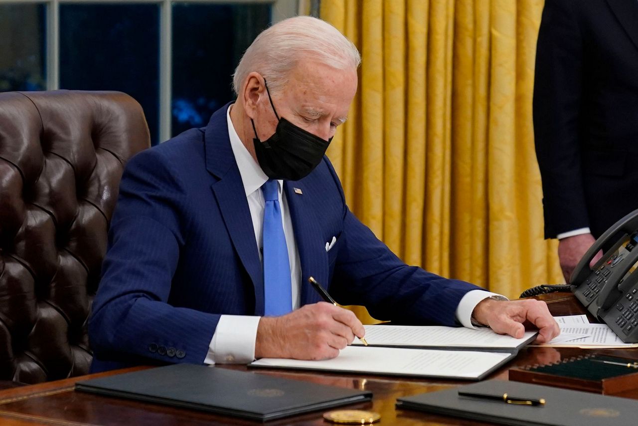 Biden expands quick bid to undo Trump’s immigration policies
