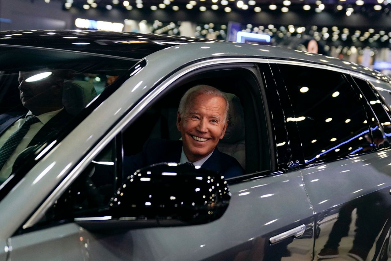 Car guy Biden to tout electric vehicles at Detroit auto show