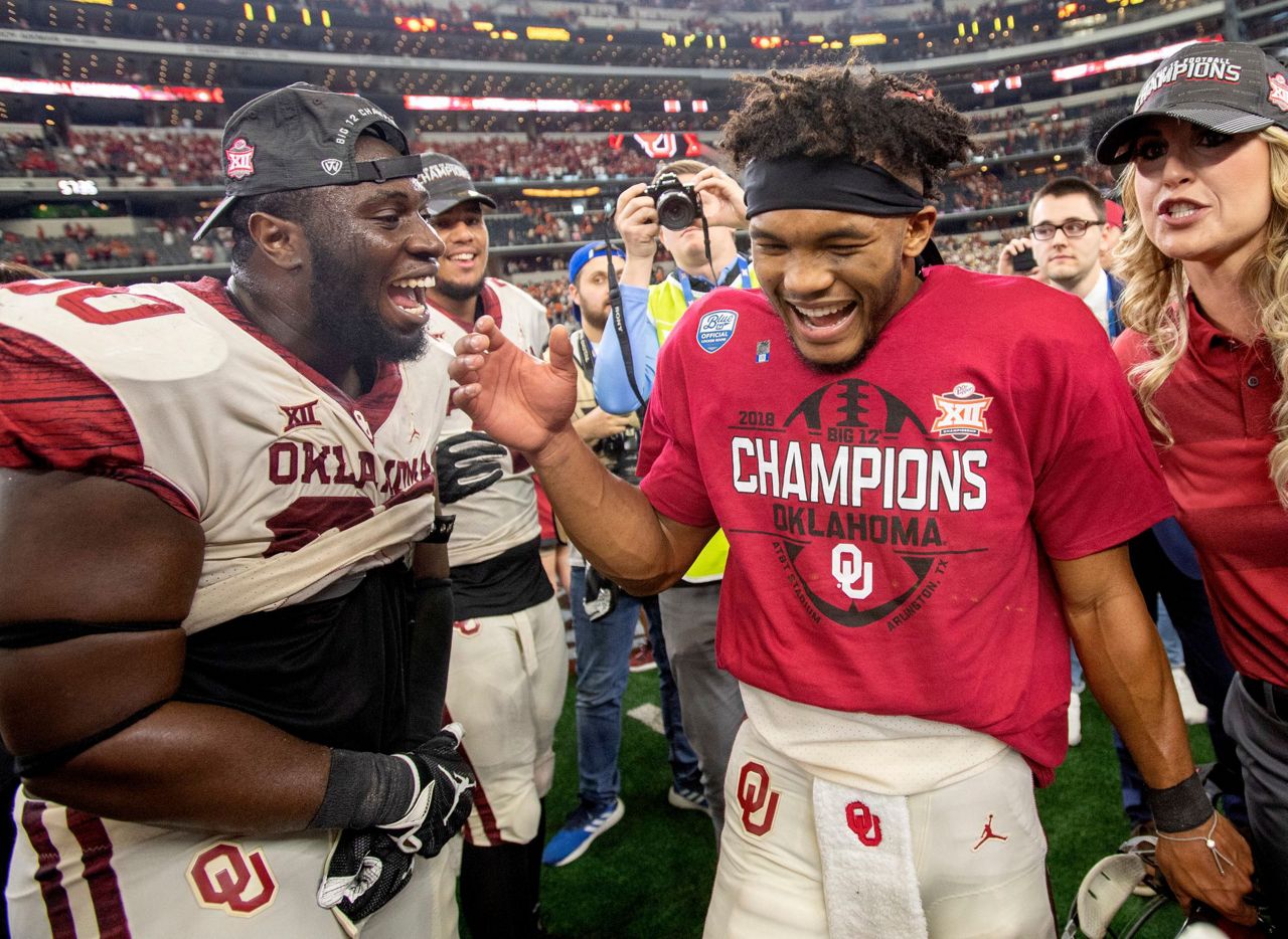 Oklahoma QB Murray's 2-sport persistence pays off