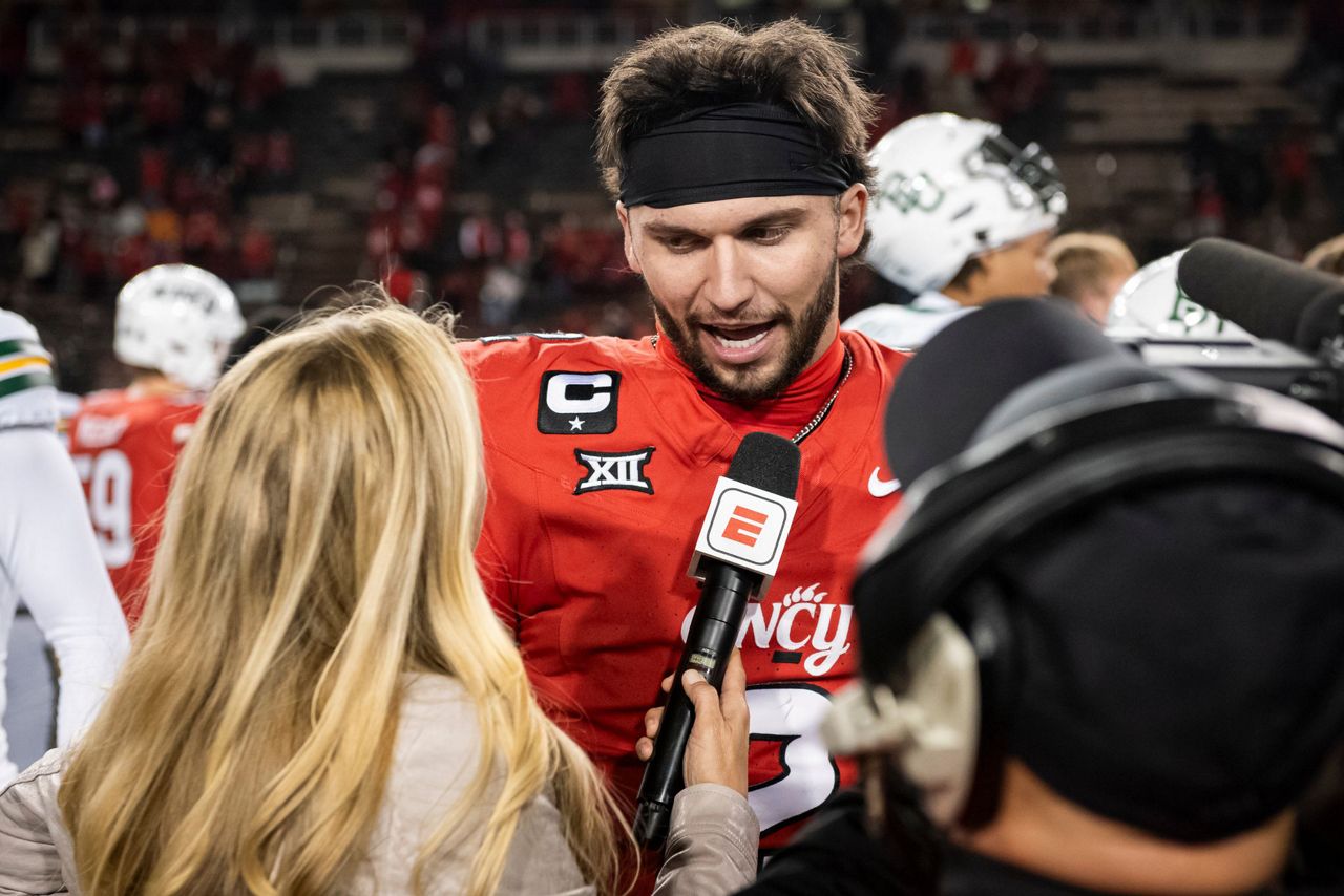 Texas Tech defends playing QB Brendan Sorsby amid gambling addiction ...