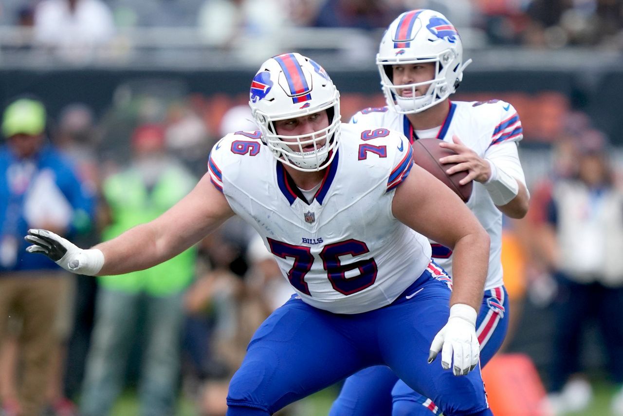 Buffalo Bills agree to re-sign backup offensive lineman David Edwards ...