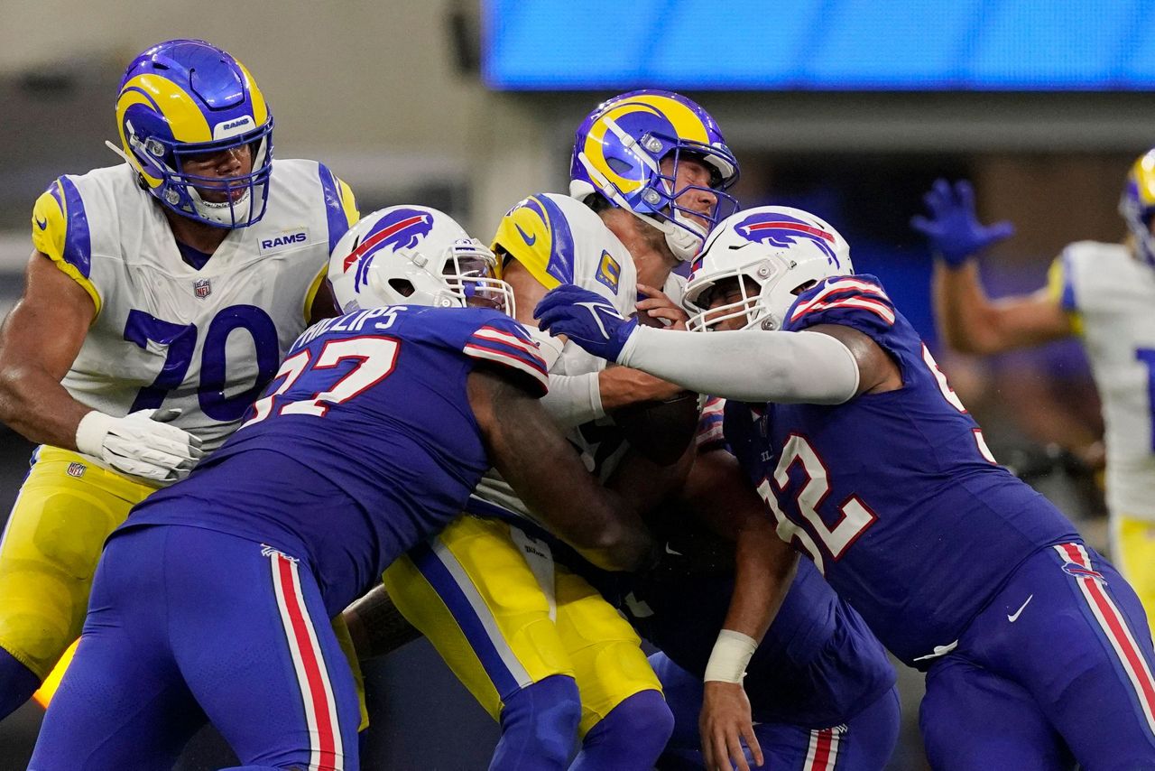 Buffalo Bills blow out champion Rams 31-10 in season opener