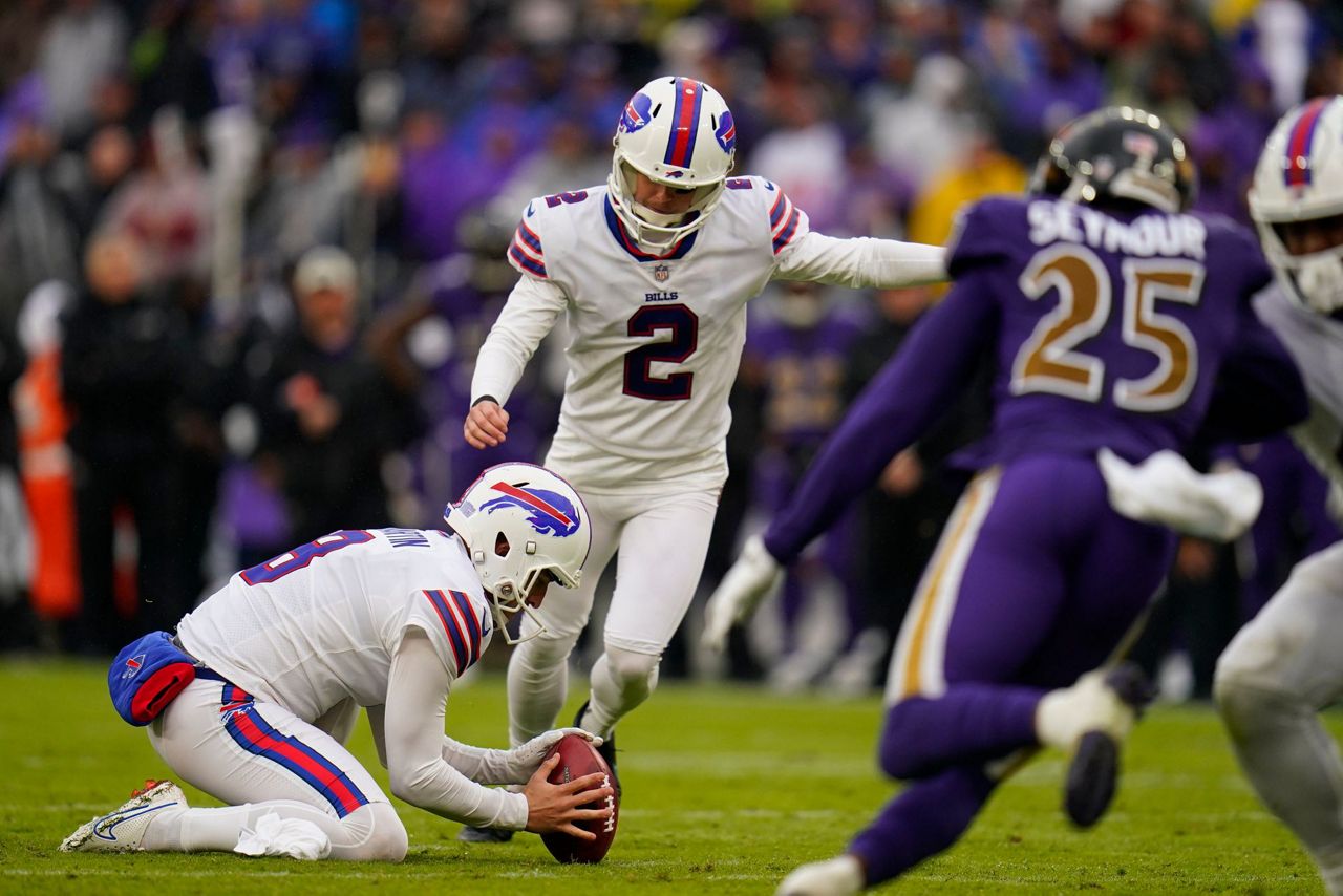 4th-down stop, last-second kick lift Bills past Ravens 23-20