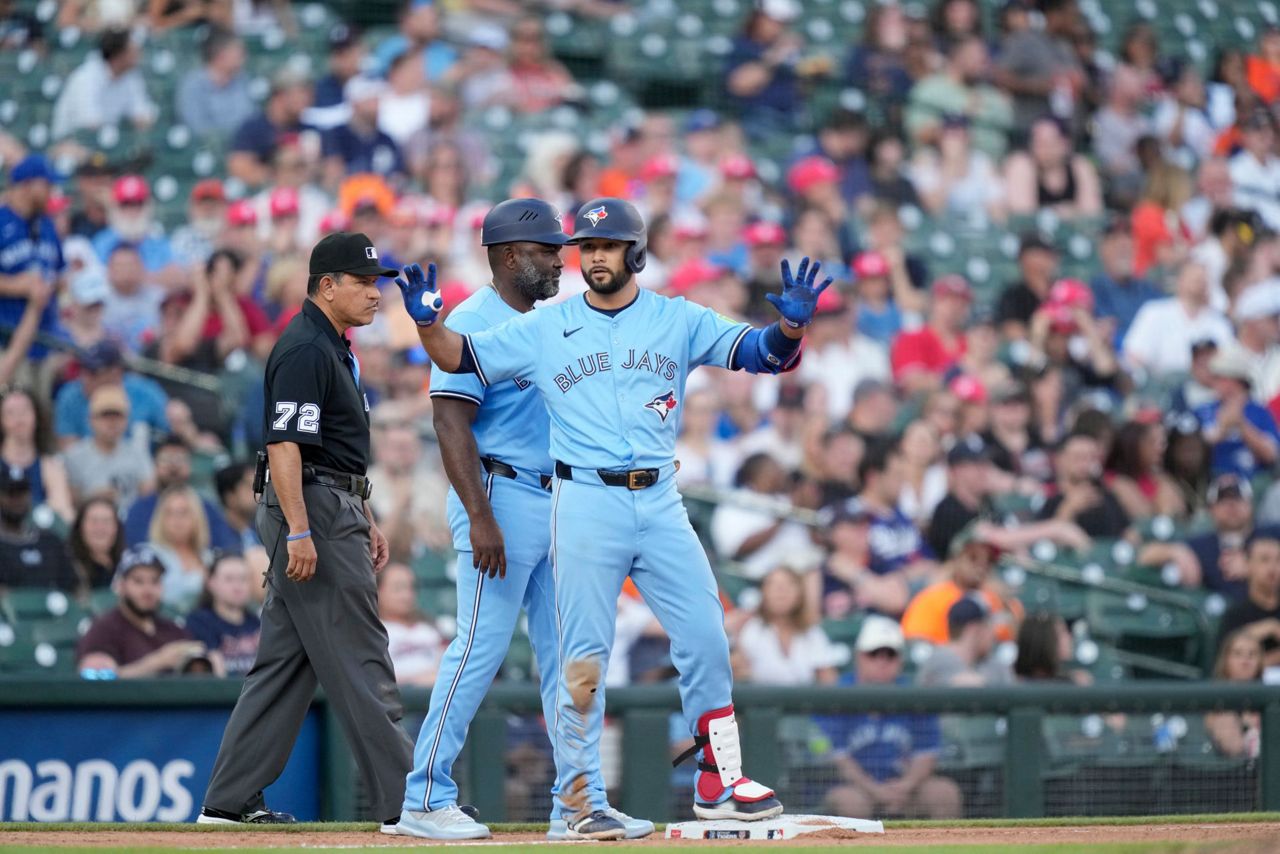 Replay reviews unavailable in Blue Jays-Tigers game after power failure ...