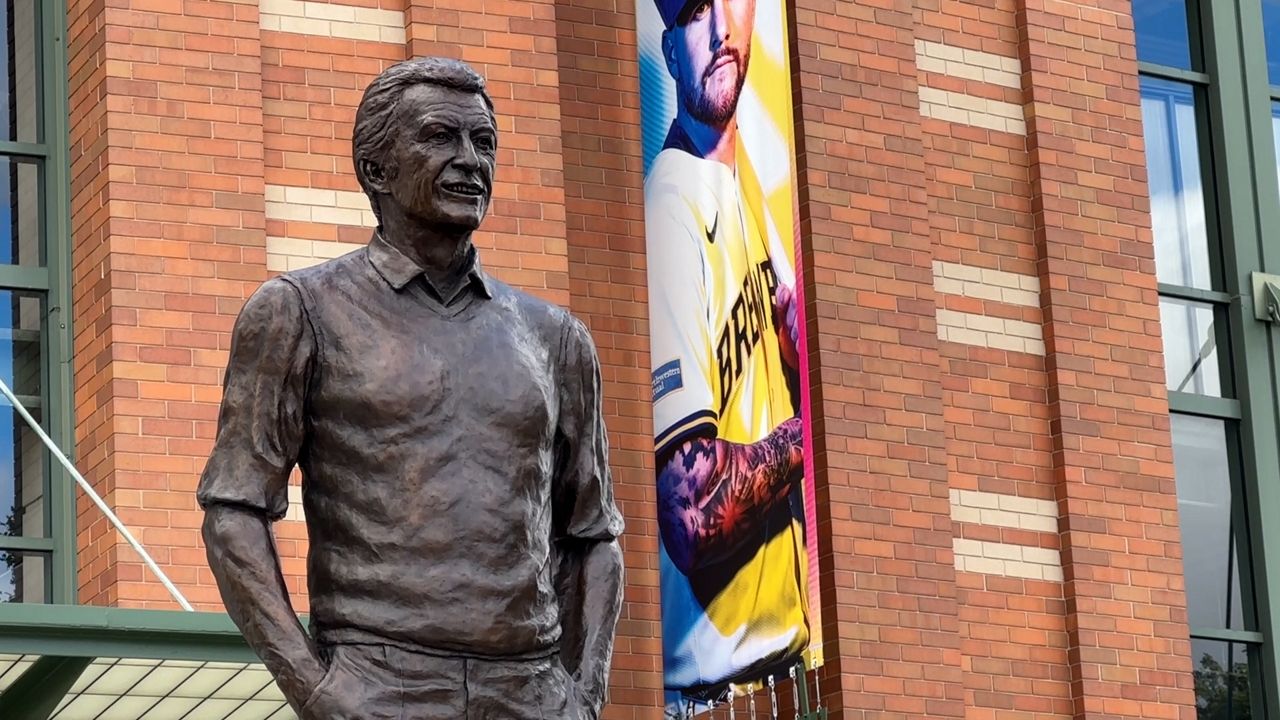 Bob Uecker's impact celebrated by friends, family and fans