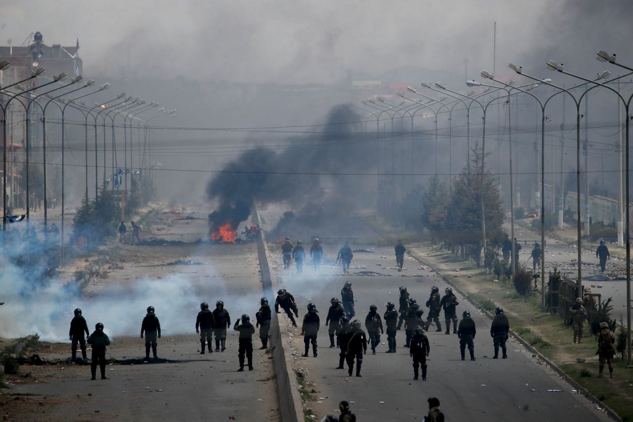 1 killed in Bolivia clashes near fuel plant