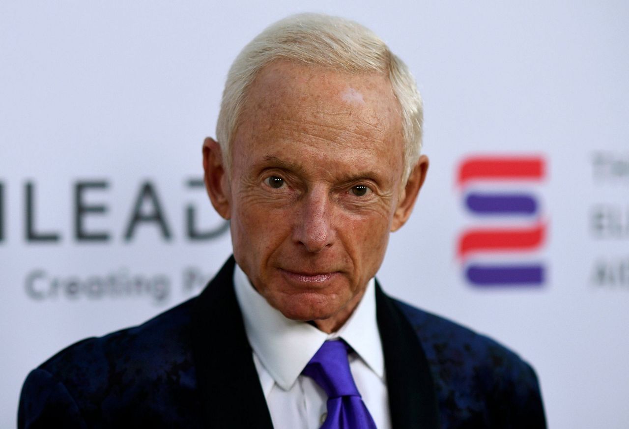 Longtime Lennon-Ono insider Elliot Mintz writing memoir